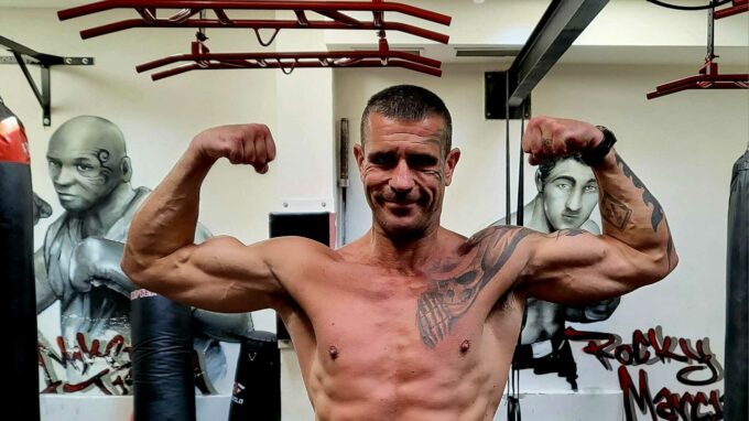 Robert Rosenberg ukázal svého prvorozeného syna Forresta. Z chlapečka ...